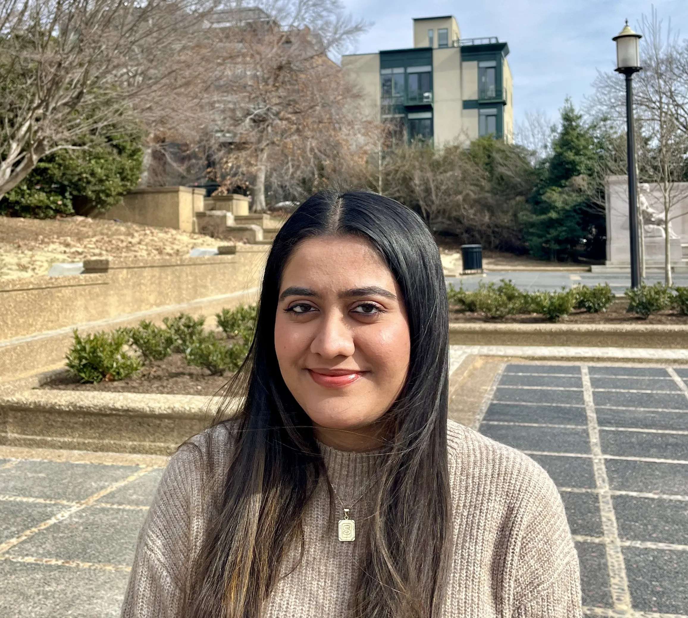 Shafaq Khan - Scoville Fellowship